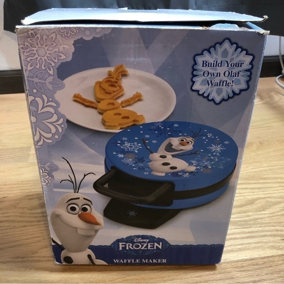 Disney | Kitchen | Disney Olaf Waffle Maker Snowman Frozen Cooking ...